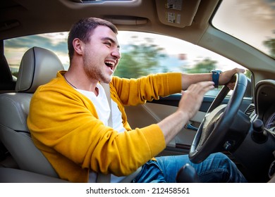 4+ Thousand Car Honking Royalty-Free Images, Stock Photos & Pictures | Shutterstock