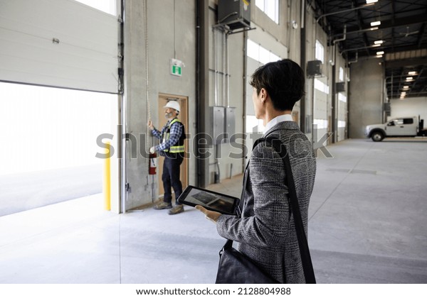 5,166 Man Check Door Images, Stock Photos & Vectors | Shutterstock