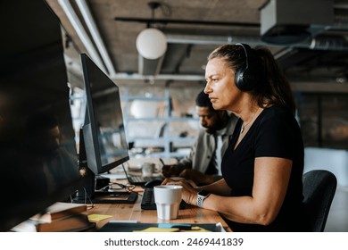 2+ Million Coding Royalty-Free Images, Stock Photos & Pictures ...