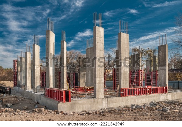 16.204 Monolith Structure Images, Stock Photos & Vectors | Shutterstock