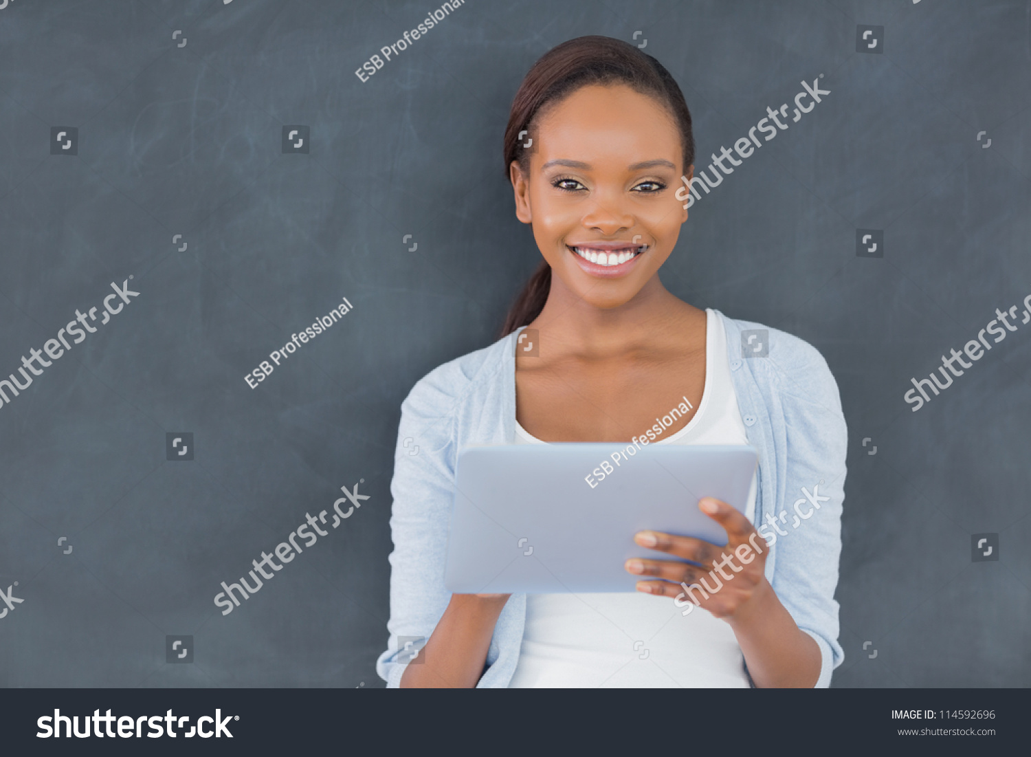 90,707 Black Woman With Tablet Images, Stock Photos & Vectors ...