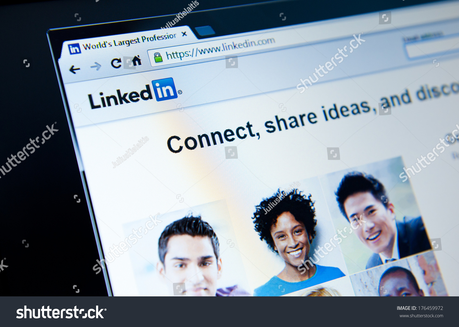 15 Linkedin Language Images, Stock Photos, 3D objects, & Vectors ...