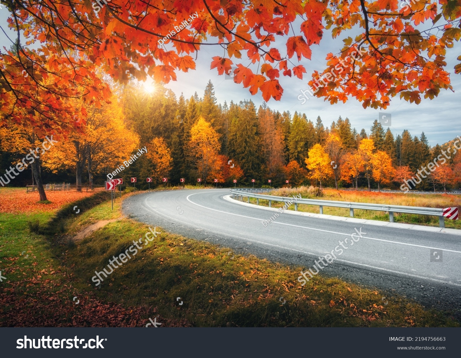 343,055 Fall Road Background Images, Stock Photos & Vectors | Shutterstock