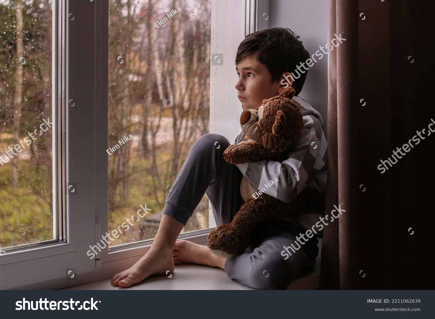 2,186 Boy Alone With Teddy Stock Photos, Images & Photography | Shutterstock